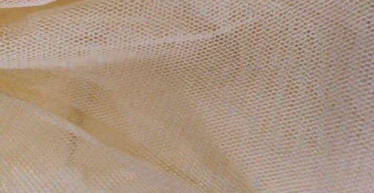 What is mesh fabric? Properties, uses and manufacturing process